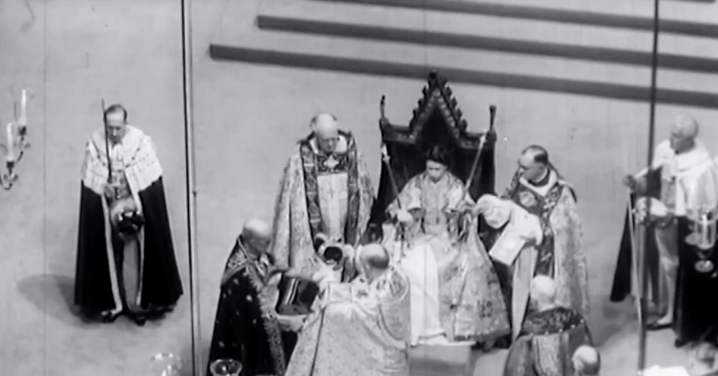 12 holy moments with the Queen - in pictures | Archive content ...
