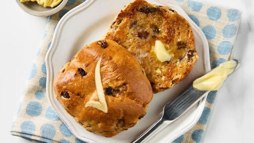 Bunfight! Why I waded into the “not cross bun” controversy, and you ...