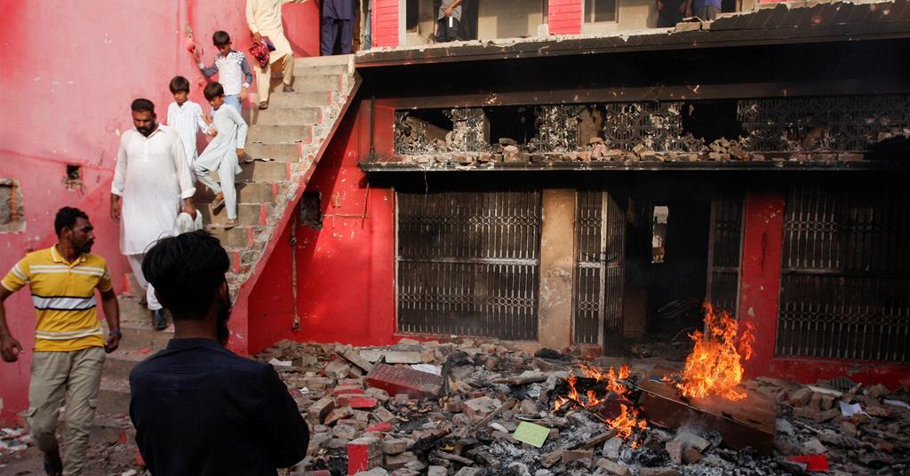 Churches are burning in Pakistan as Christians face extreme persecution ...