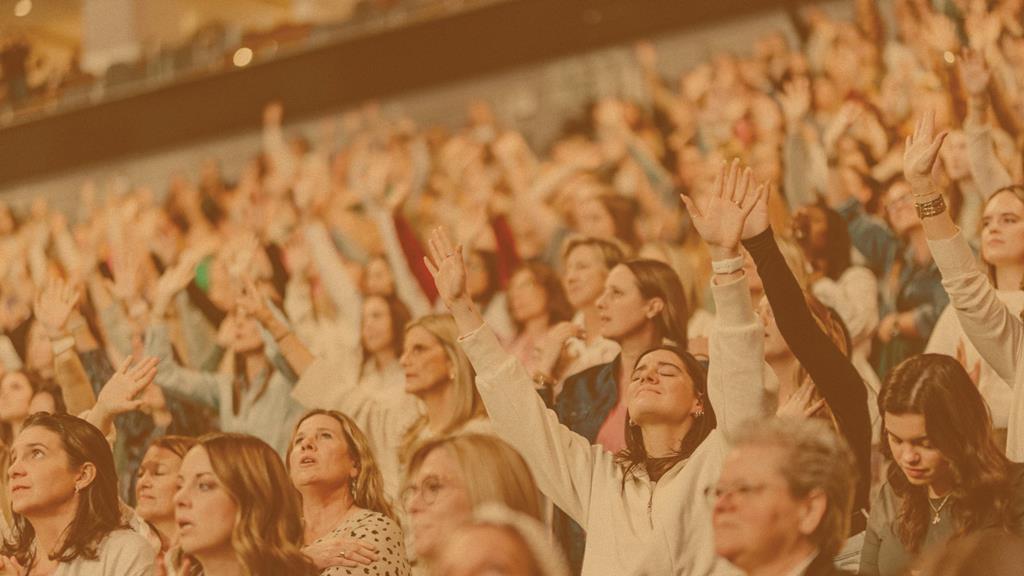 Evangelism, worship and prayer: Jennie Allen introduces Gather25 global ...